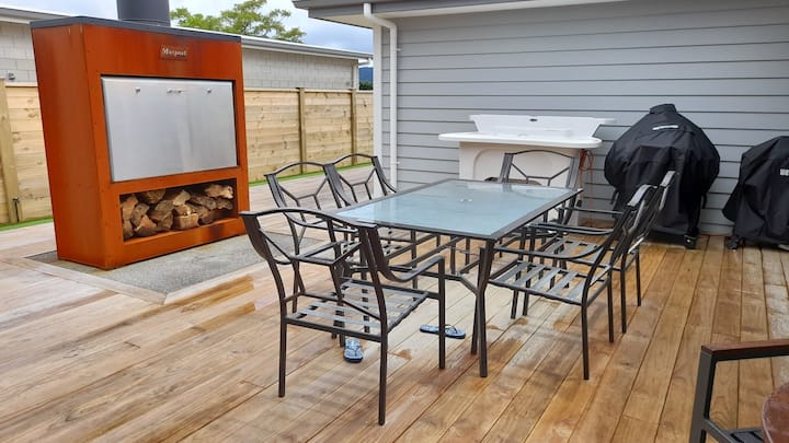 Mermaid Waterways With Superking  Bed & Ensuite - Whitianga