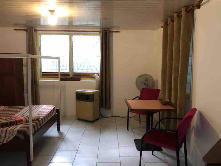Leuke Studio In Gezellig Wooncomplex - Paramaribo