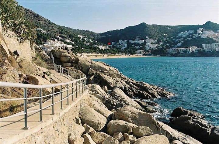 Appartement T4 à 50 M De La Plage De Canyelles - Cadaqués