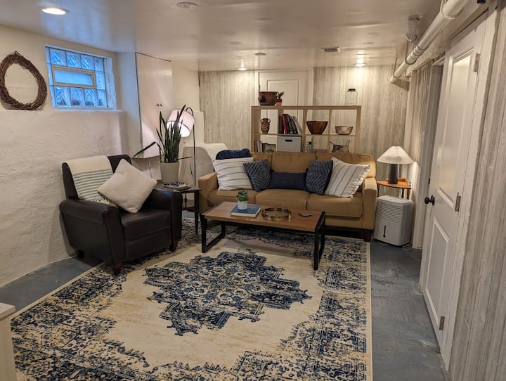 Grand Rapids Getaway - Grandville, MI