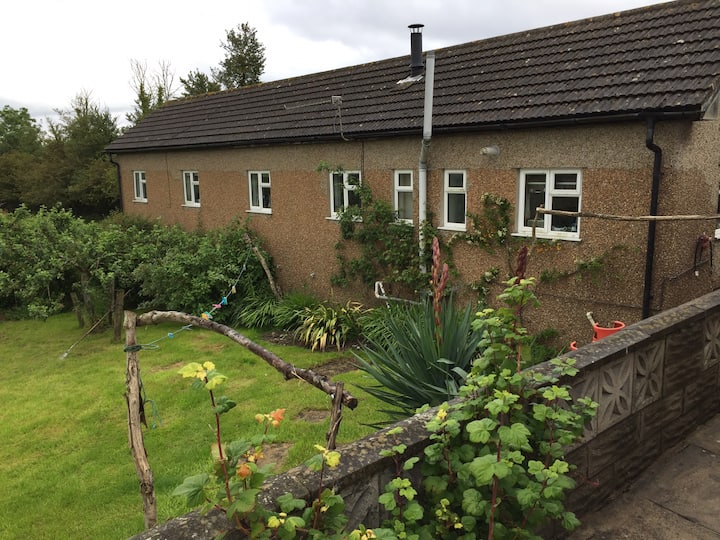 Quite,private,rural And Close To Cardiff Airport - Cardiff Airport (CWL)