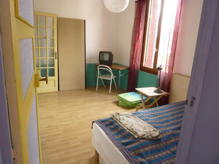 Chambre Paris Vers La Villette/maison Avec Jardin - Saint-Denis, France