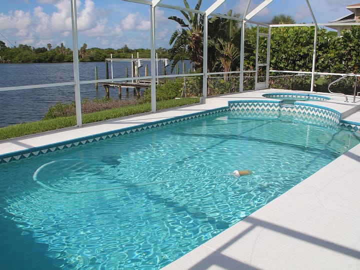 Traumhaus In Der Bucht Big Bayou - St. Petersburg, FL