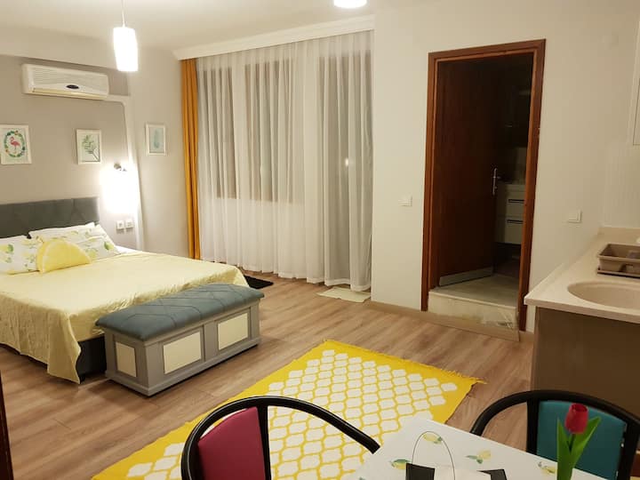 Merkezde Stüdyo Oda *1* - Kuşadası