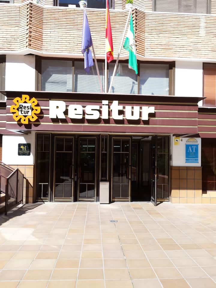 Apartahotel Resitur - Seville