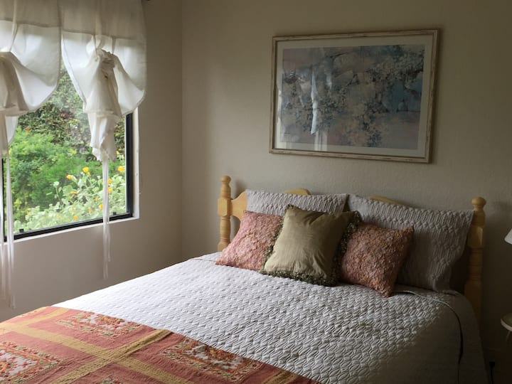 Private Room - Serene & Quiet Near Sbcc - サンタ・バーバラ, CA