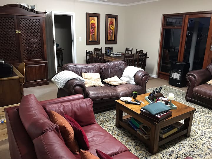 Villa Delle Palme - Cosy Family Home In Knysna - Knysna