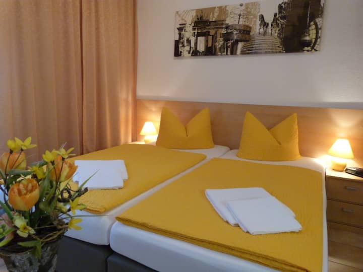 Little Cityapartment 3or5 For Two - Berlin