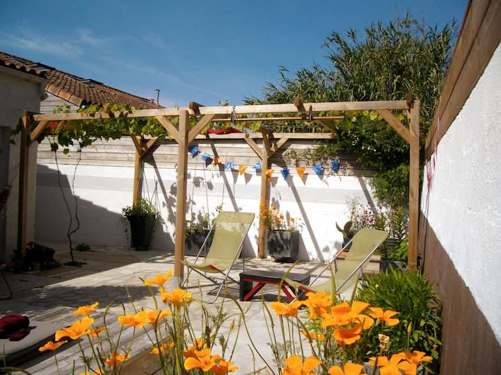 Agréable Maison Pour 6 Personnes - La Rochelle