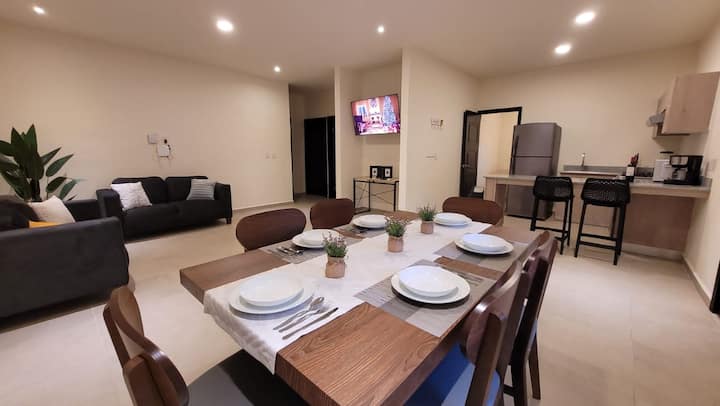 Luxury & Spacious Apartmen In Pdc 3km From Beach - Playa del Carmen
