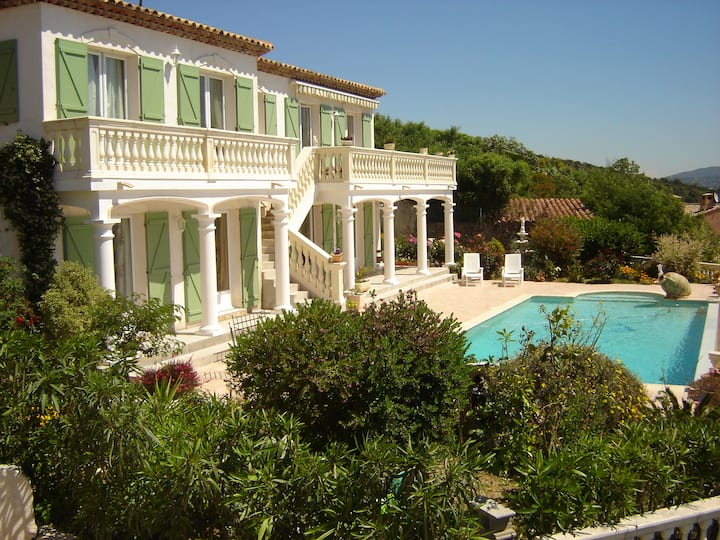 110 M² Appartement ∙ 3 Slaapkamers ∙ 5 Gasten - Rayol-Canadel-sur-Mer