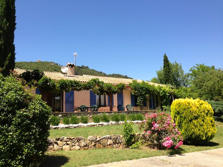Sunny Provencal Villa W/heated Pool - Salernes
