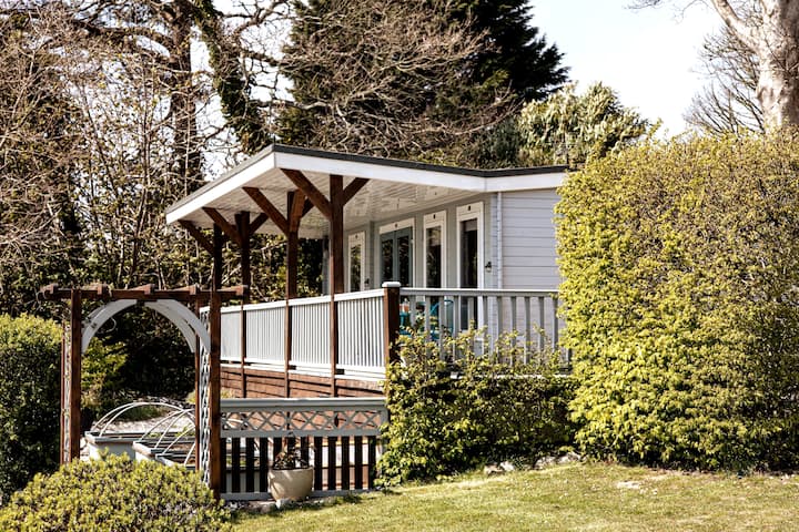 Beautiful Cabin With Hot Tub And Stunning Views - Penryn