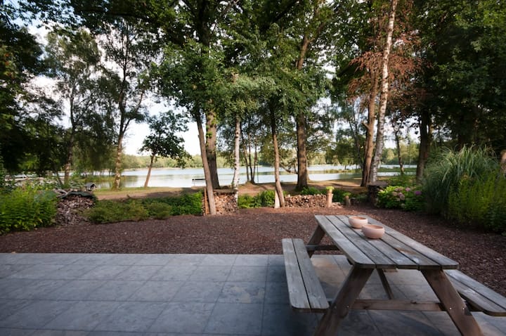 Heerlijk Vakantiehuis In Natuur In Rekem (Belgie) - Lanaken