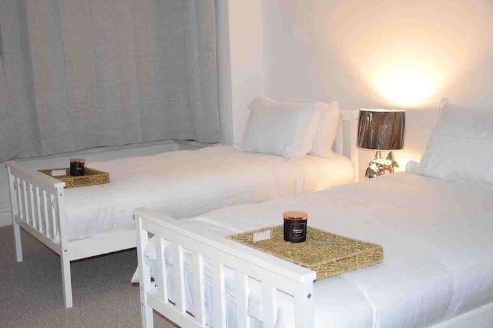 Cosy Home With Free Parking & Walk To Attractions - Blackpool