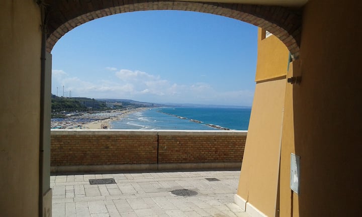 Casa Antonella Nel Cuore Del Centro Storico Di Termoli - Termoli