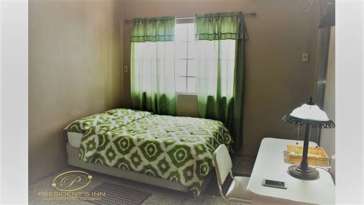 Studio Apartment- President's Inn (Port Of Spain) - Port of Spain