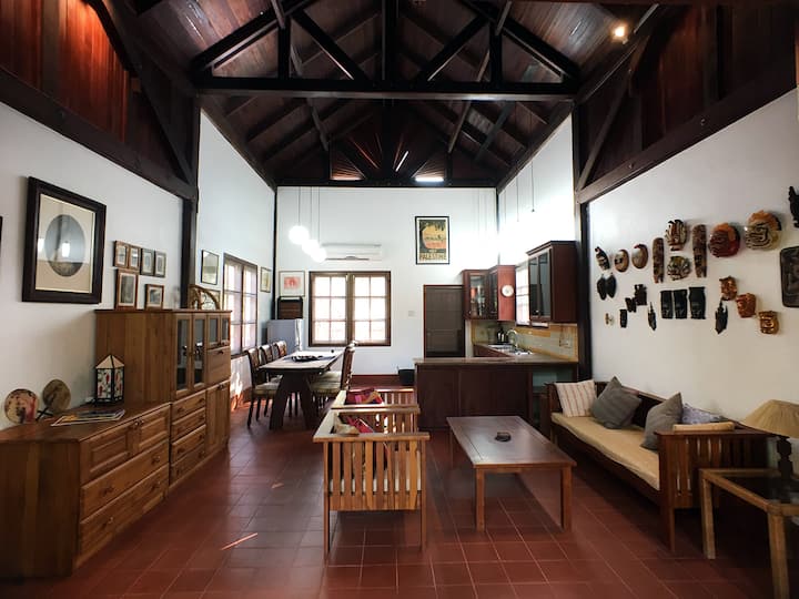 Jungle House - Cottage  (Dinner/b&b) - Vientiane