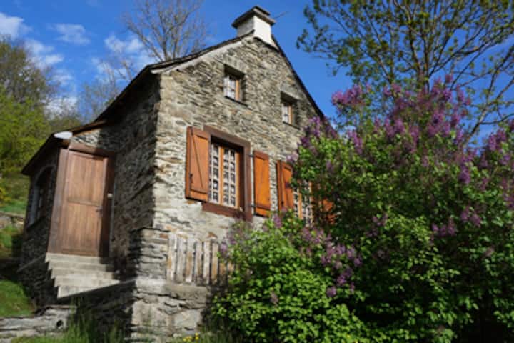 Petite Maison Des Pyrénées - Pyrenees