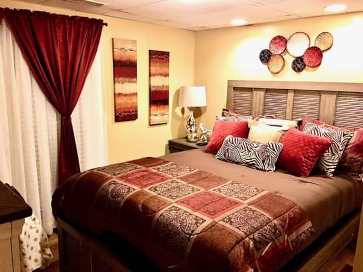 New Management! Victory Suite Queen Economy - Waldorf, MD