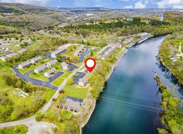 Renovated March 2022 Lakeside Retreat 1 Bedroom - Branson