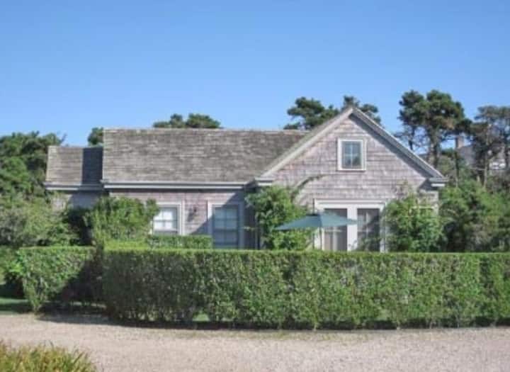 Cuddle In Cottage Near Surfside Beach - ナンタケット, MA