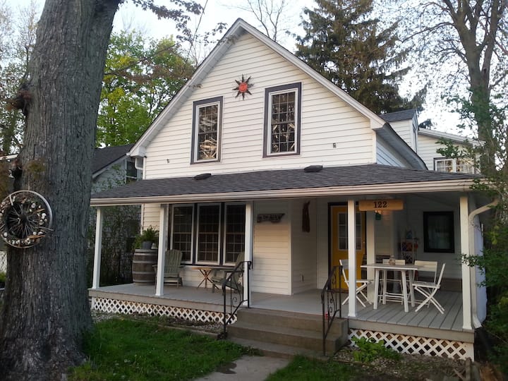 Baybeach Hideaway - No. Str2020-010 - Crystal Beach