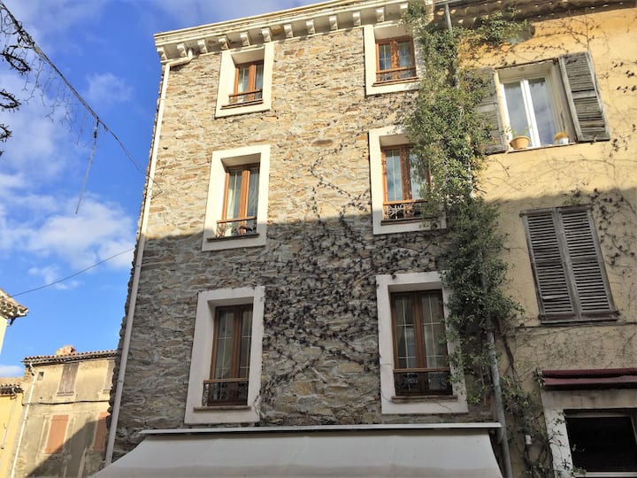 Village House In The Heart Of La Garde Freinet - La Garde-Freinet