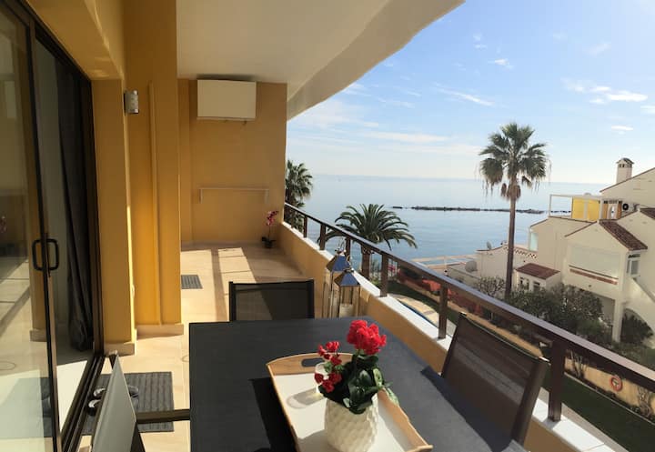 Seafront Sea View Apartment Parking Pool Ac Wifi - Benalmádena
