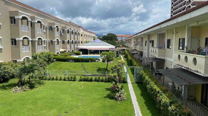 2 Bedroom Unit W/ Pool For 6 Pax - Subic