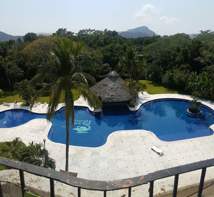 Penthouse En Club Santiago Manzanillo 5min. Playa -