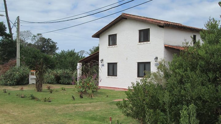 Yasi Moroti - Urugvaj