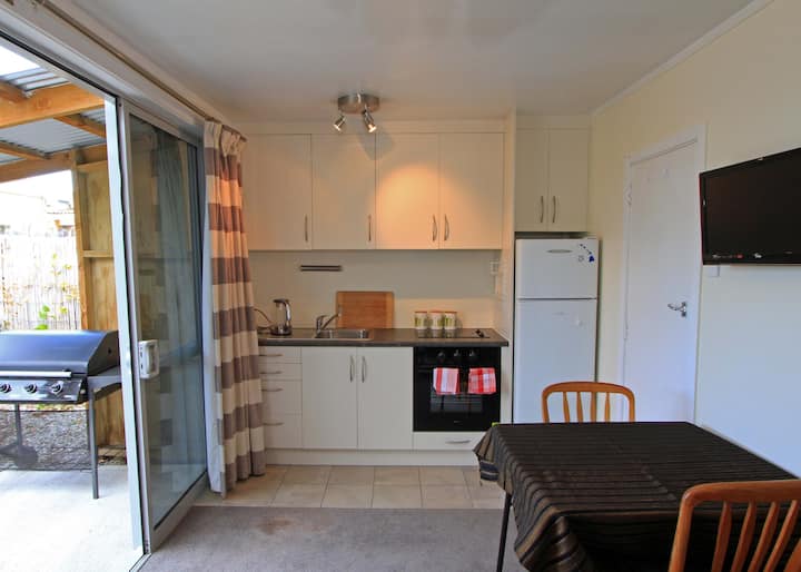 Bathgate Retreat - Dunedin