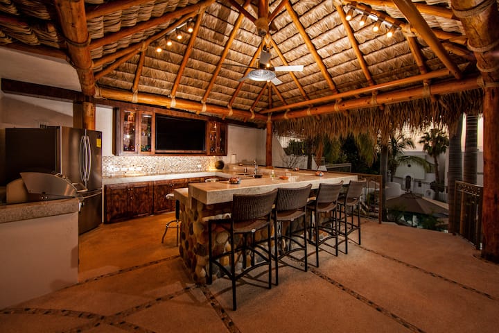 A Cabo Retreat...just Plain Fun! - Baja California Sur