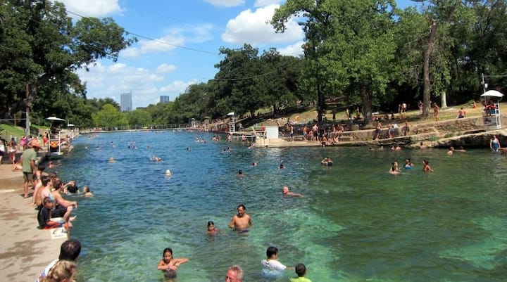 5bed/4bath & Pool Steps To Barton Springs & Zilker - Austin, TX