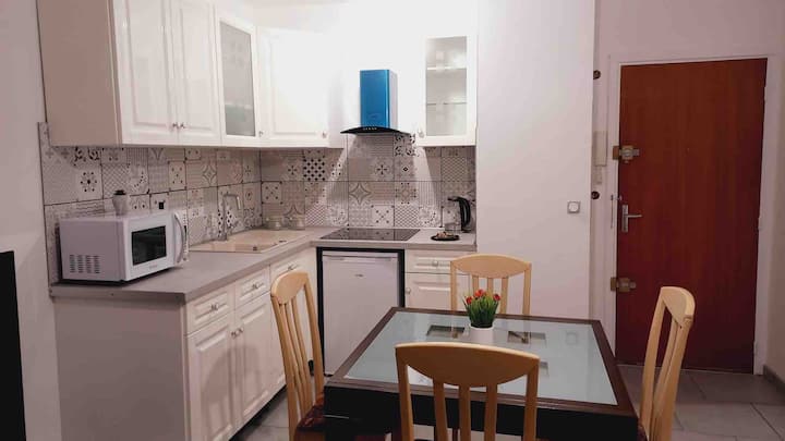 Appartement 2 Pièces Fréjus - Chezmi' - ibis budget Fréjus Capitou A8