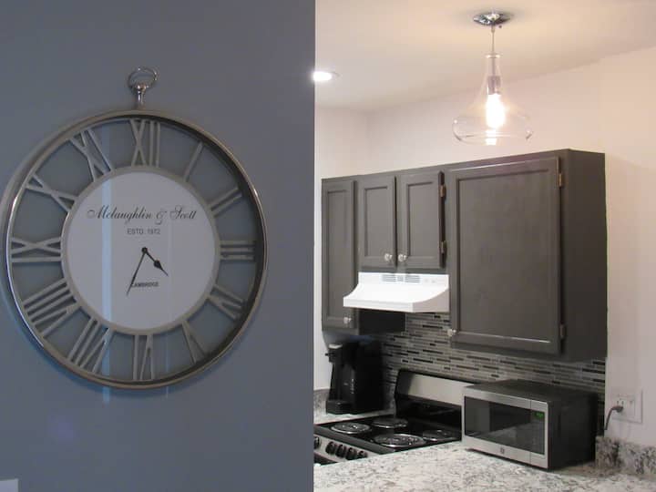 Stylish Studio 3 - Prescott Valley, AZ