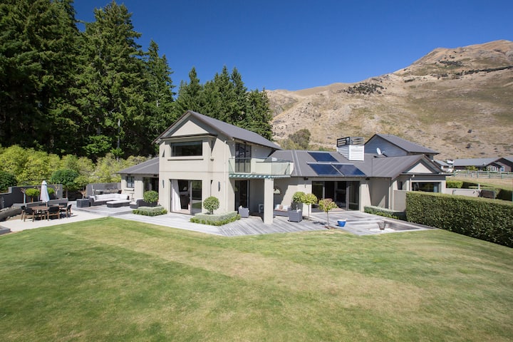 Large Wanaka Home - Wanaka