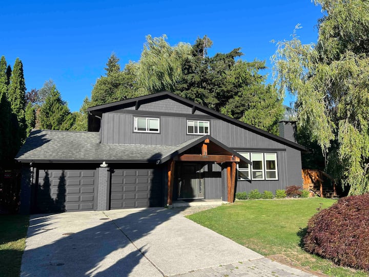 Luxury Family Friendly Willow Tree Home - Squamish