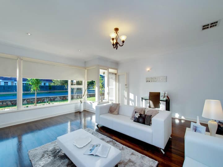 Beach Home At Somerton Park (Near Glenelg) - Adelaide SA, Australia