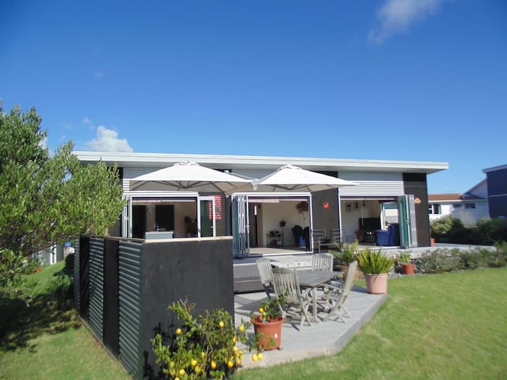 Grandad's Magical Place -
 Magical Mangawhai - Mangawhai Heads