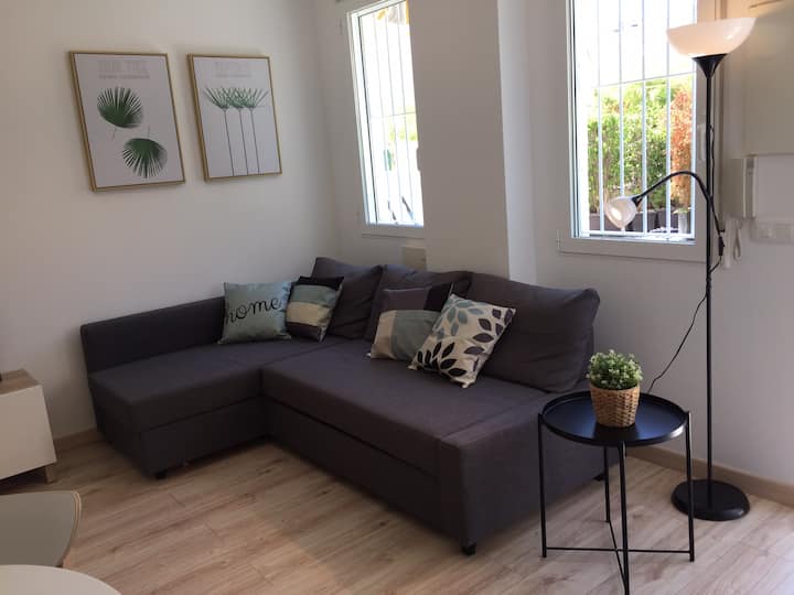 Precioso Estudio Con Jardín Cerca De La Playa - Costa Blanca