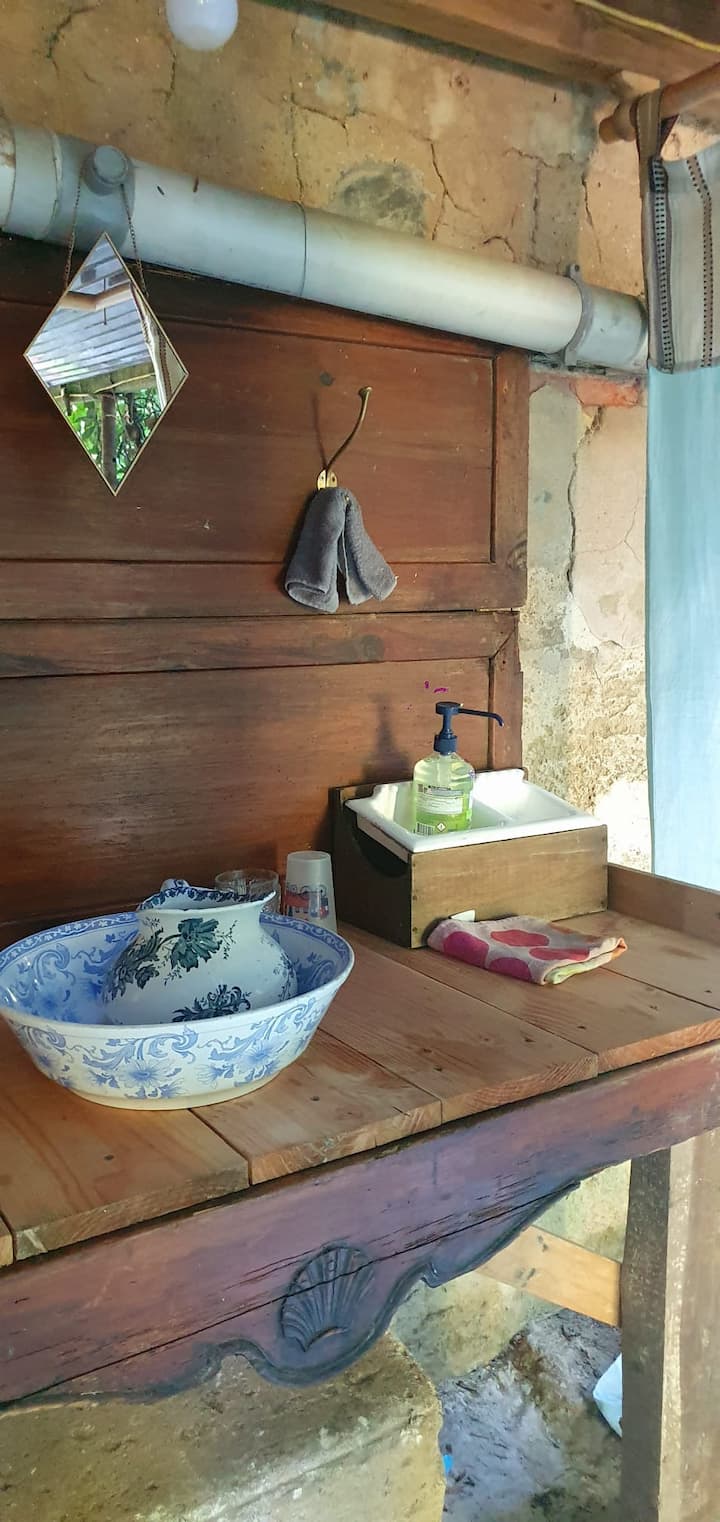 Séjour Insolite Dans Vieux Pigeonnier - Latresne