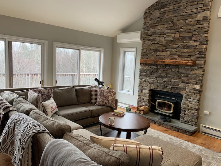 Secluded And Scenic Large Townhouse - Windham, NY