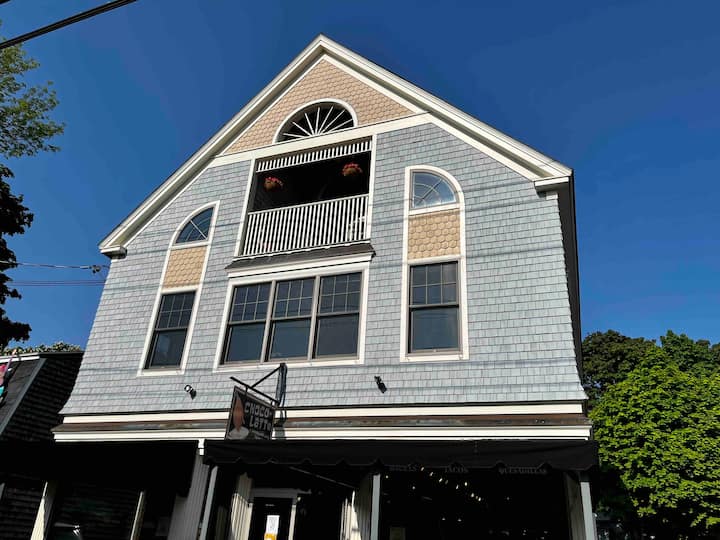 Beautiful, Spacious, Downtown Bar Harbor Home! - Bar Harbor
