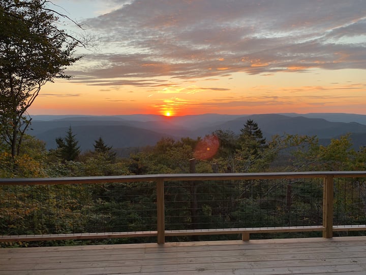 Make Mountain Memories At 
Blue Heaven - Snowshoe, WV