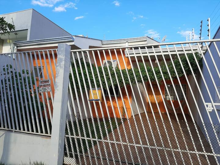 Casa Completa, 3 Quartos, Internet Fibra E Garagem - Maringá