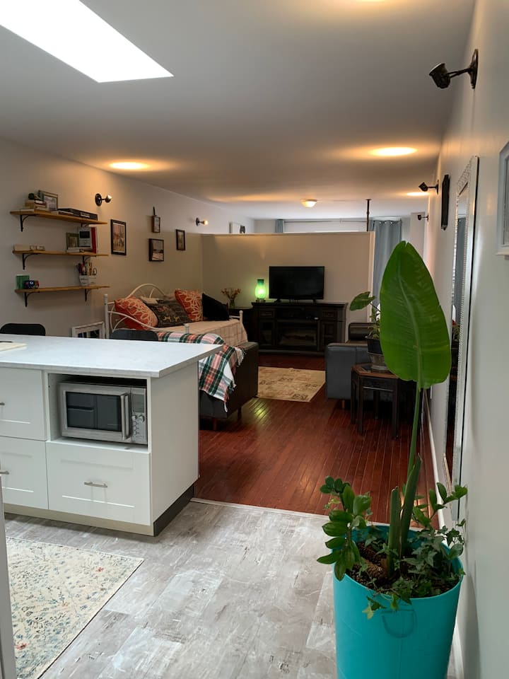 Open Concept Studio At The Trestle - Parry Sound - Parry Sound