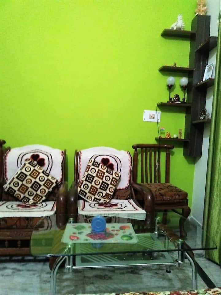 A Calm Place With Loving Family - Jhansi