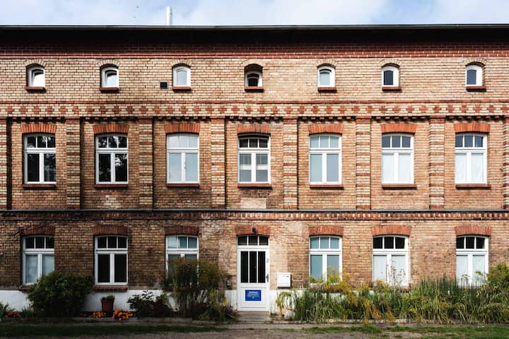 Appartement In Neustrelitz (Ohne Küche) - Neustrelitz